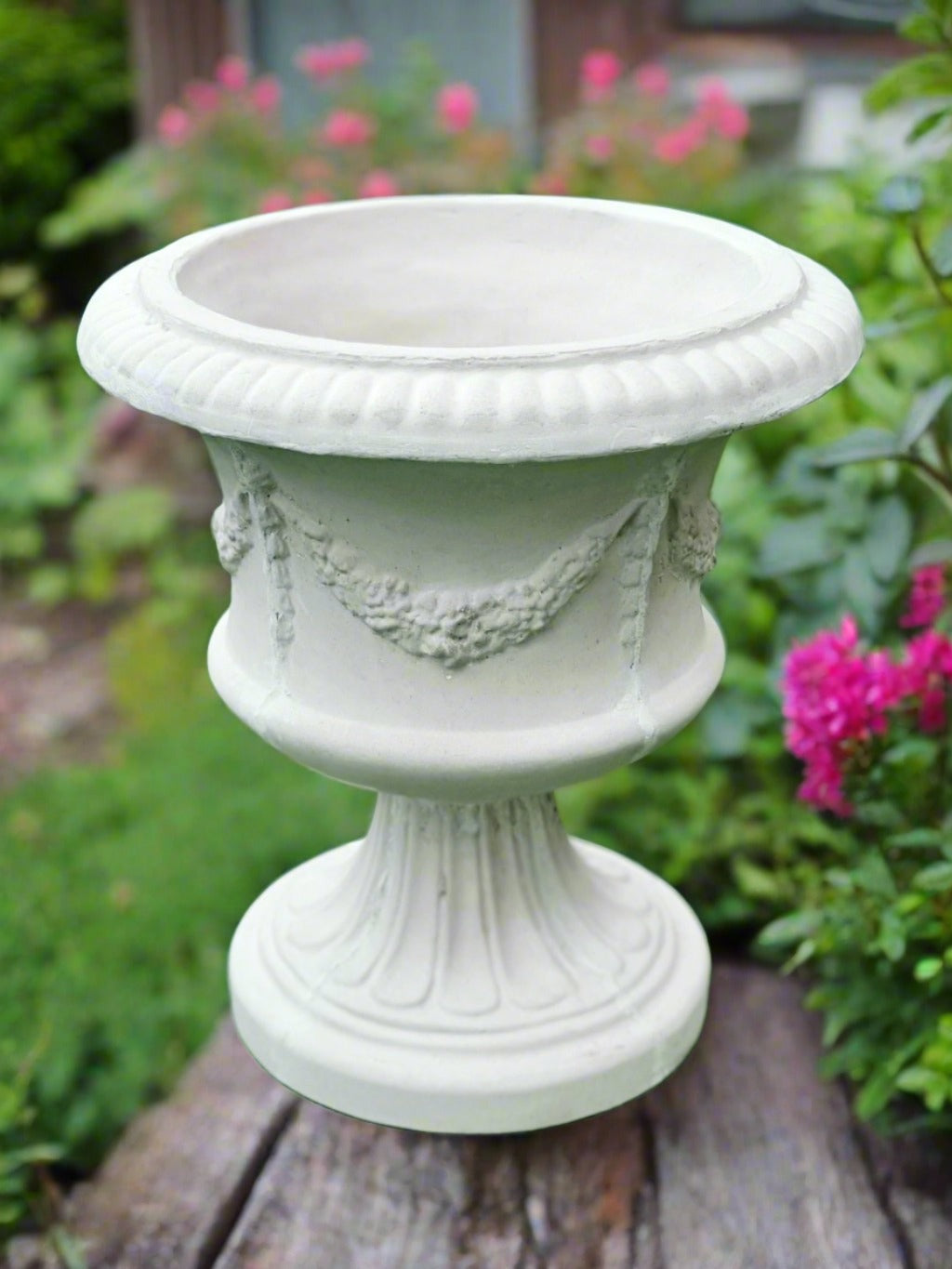 Fluted urn 44cm x 49cm – Linda's Place Bundall
